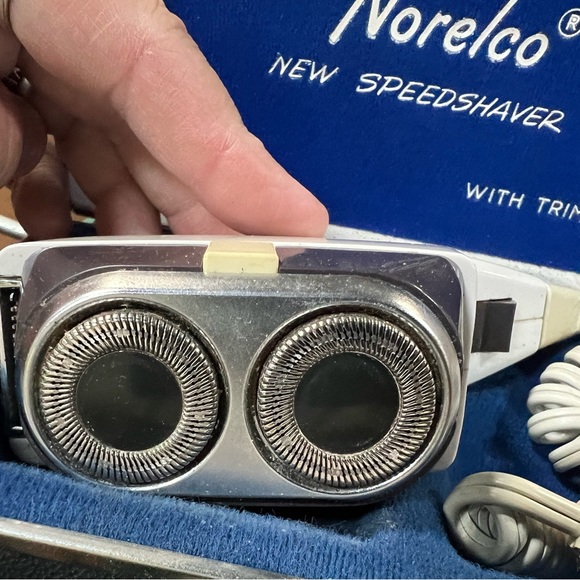 Norelco | Grooming | Vintage Norelco Shaver | Poshmark